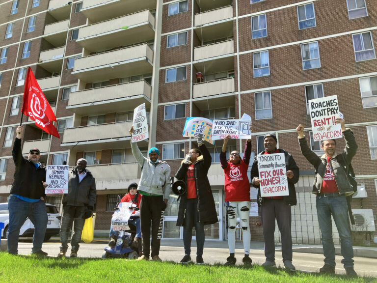 4400 Jane St tenants speak out against poor maintenance! - ACORN Canada