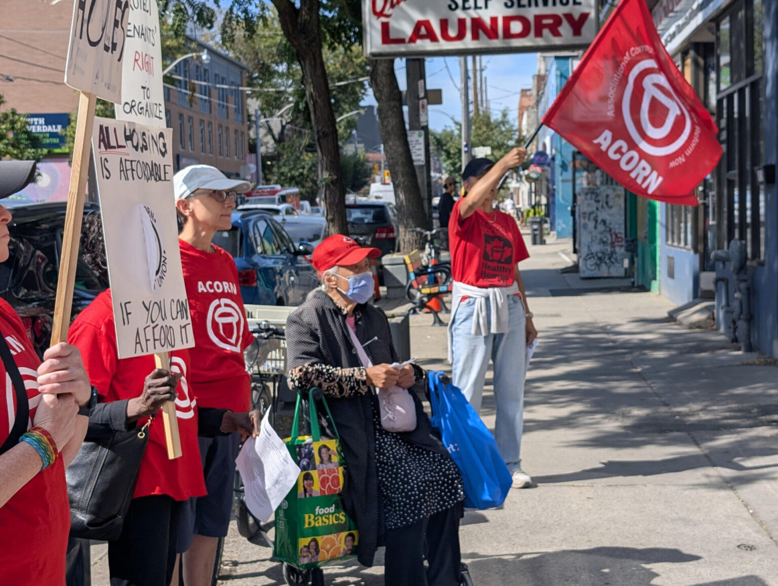 Toronto ACORN takes action for national rent control! - ACORN Canada